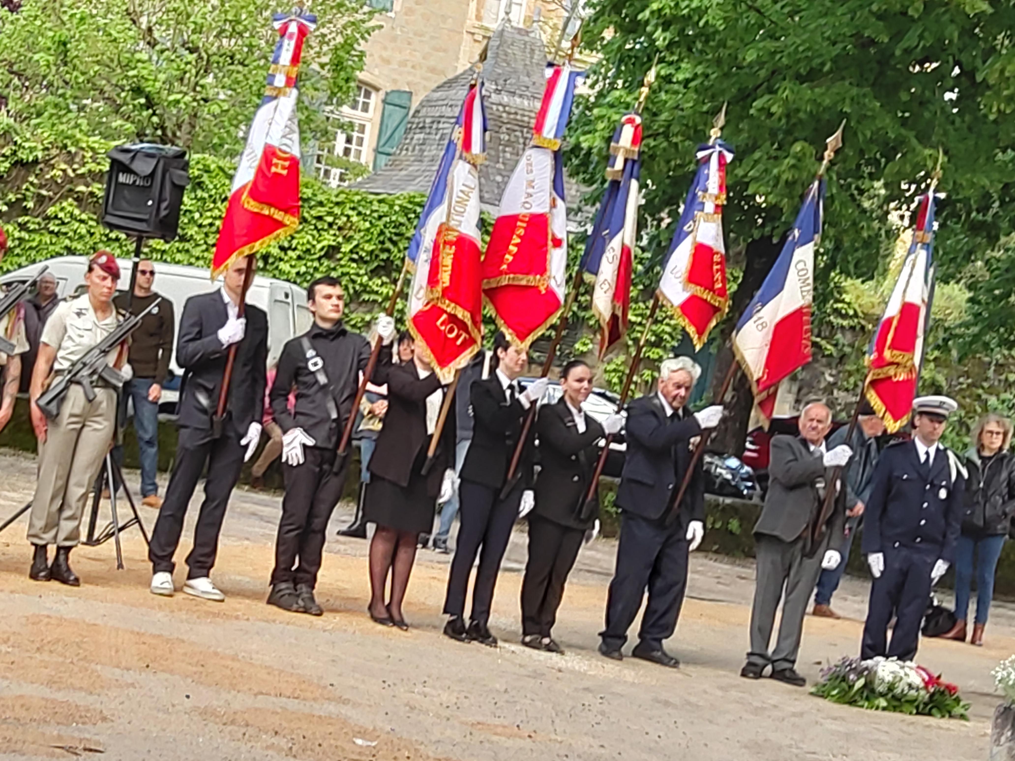 Nos jeunes porte-drapeaux à l’honneur